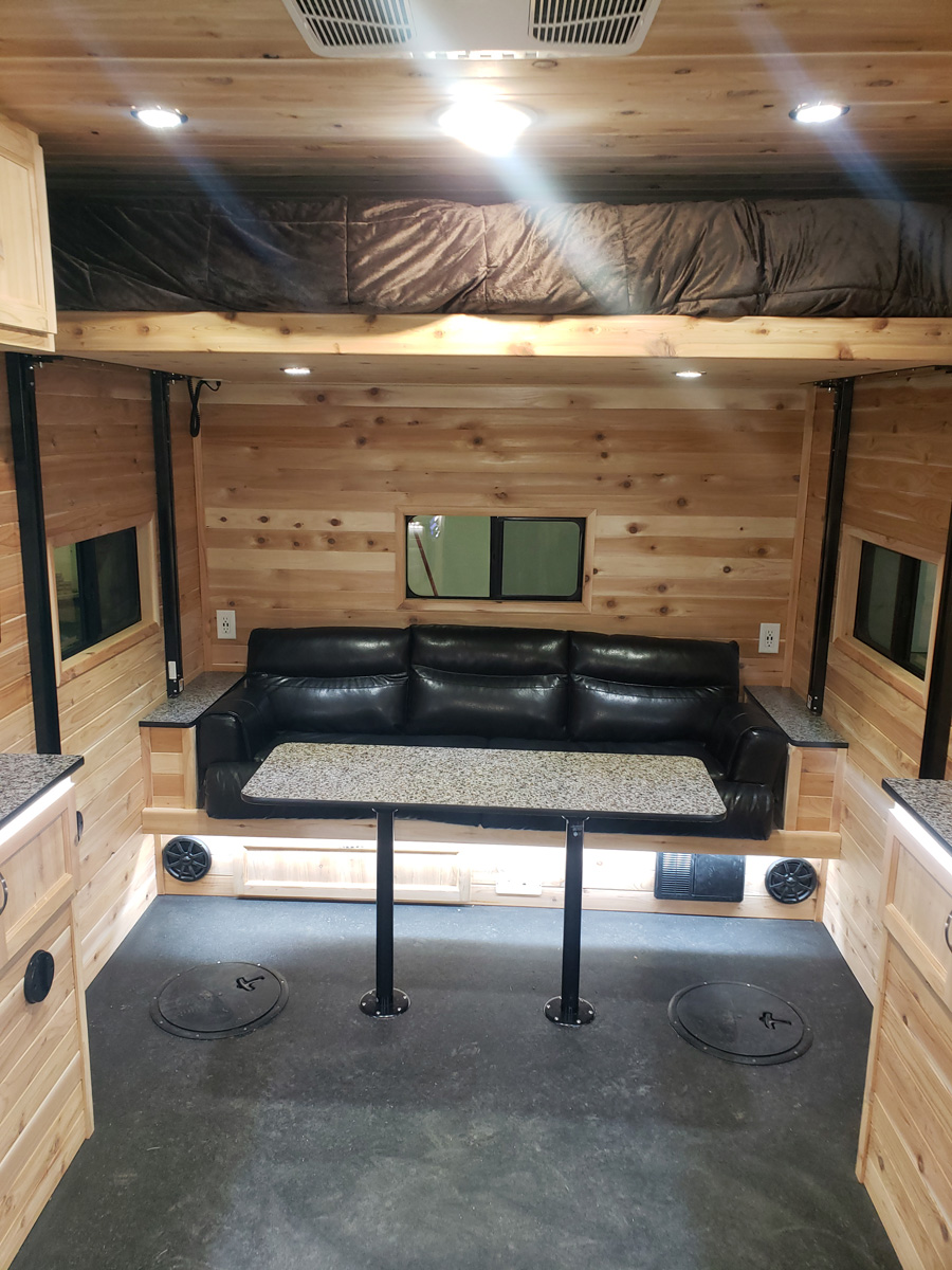 AI818SAH - Single Axle Aluminum Hydraulic - AlumaIce