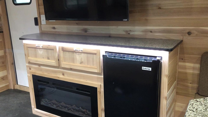 AlumaIce - Custom Built Ice Fishing Houses - MN Fish House Supplier