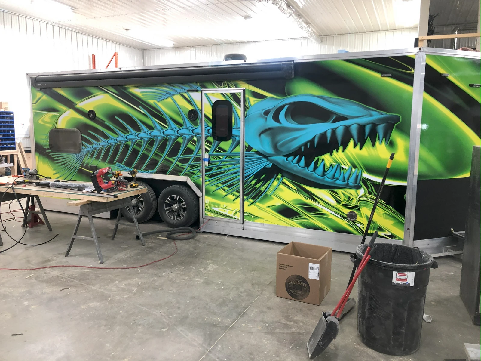 Aluminum Hydraulic Fish Houses - AlumaIce